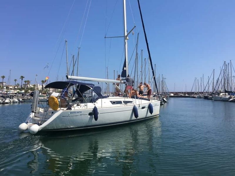 Barcelona: Sunset Boat Trip with Cava Wine and Snacks - Who Should Consider This Tour?