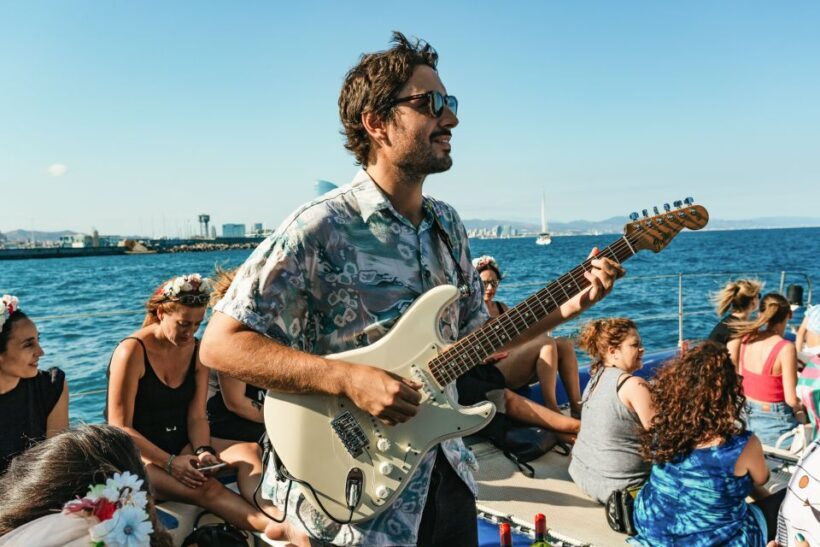 Barcelona: Sunset Catamaran Cruise with Live Music - FAQ