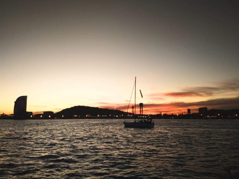 Barcelona: Sunset Sailing Tour with Tapas and Open Bar - An Authentic Coastal Escape