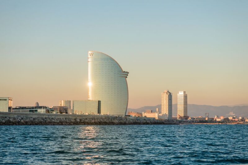 Barcelona Sunset Sailing with Gin Tonic Workshop Option - Who Should Book This Tour?