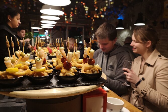 Barcelona Tapas & Wine Private Tour in Traditional Taverns - Tapas and Wine Experience