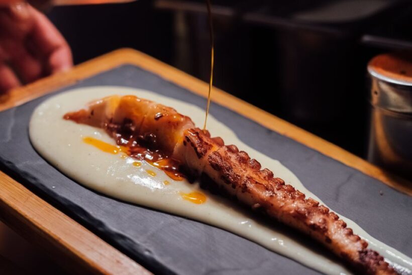 Barcelona: Tapas & Wine Private Walking Tour with Local Food - Authentic Food, Genuine Drinks