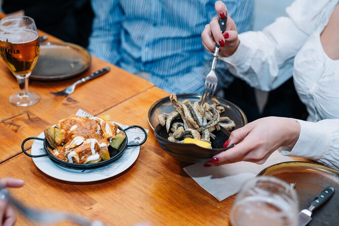 Barcelona Tipsy Tapas Food Crawl - Indulging in Spanish Beverages