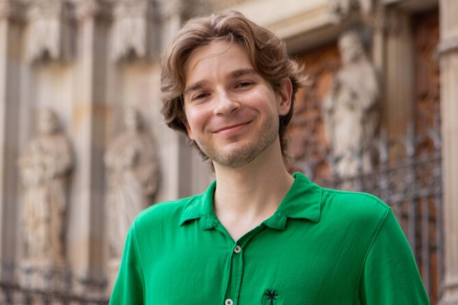 Barcelona Tour And Photoshoot in Gothic Quarter - Inclusions and Highlights