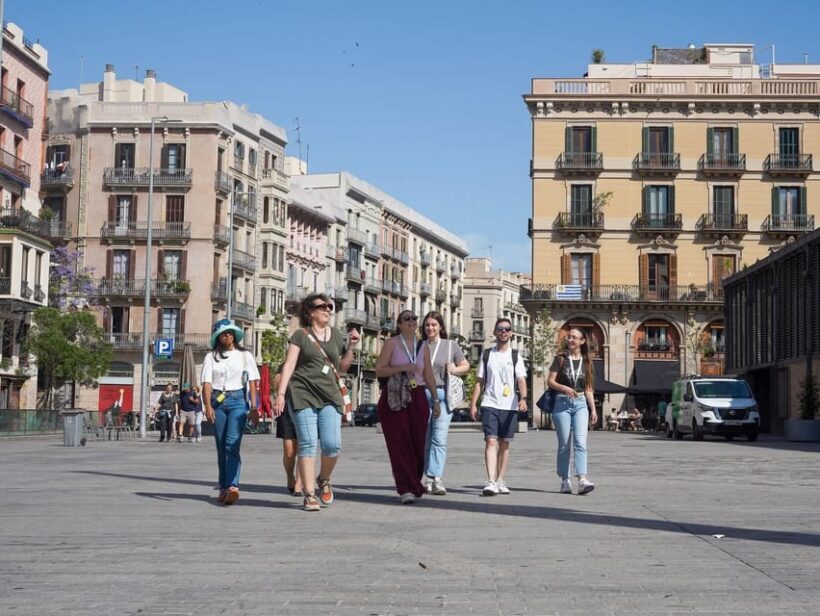 Barcelona Tour: Montjuic Cable Car & Gothic walking Tour - The Sum Up