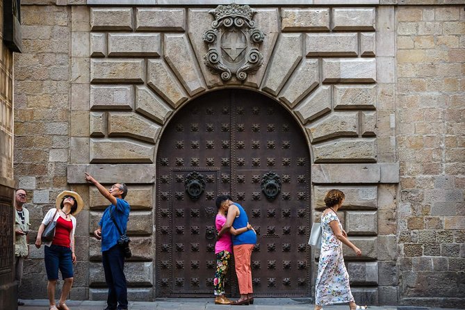 Barcelona Tour with Tapas: Historic Quarters Private Tour (3 Hours) - Final Thoughts