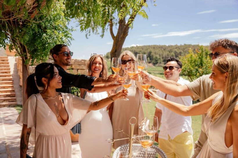 Barcelona: Vineyard Horseback Riding & Wine Tasting + Tapas - FAQs