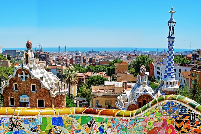 Barcelona VIP Private Tour: Sagrada Familia, Park Güell & Pedrera - Key Points