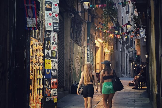 Barcelona Walk: Local Culture, Traditions, History & Architecture - Metro Ride and Public Transport Tickets