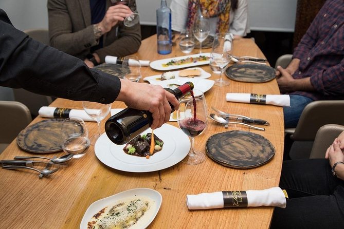 Barcelona Wine and Gourmet Tapas Tour - Accessibility and Group Size