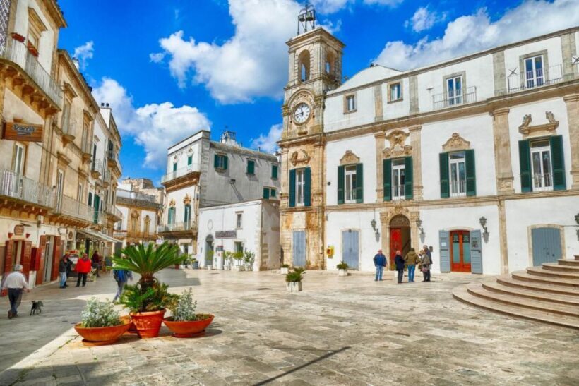 Bari: Alberobello, Martina Franca and Locorotondo Tour - The Scenic Climb to Locorotondo