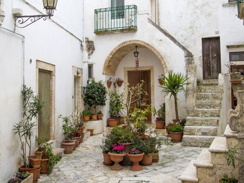 Bari: Alleys of the Ancient Village Exploration Tour - Who Should Consider This Tour?