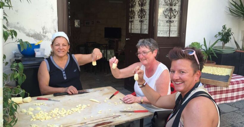 Bari: Bike Tour & Pasta Making Experience - Exploring Bari with a Bike and a Pasta Paddle
