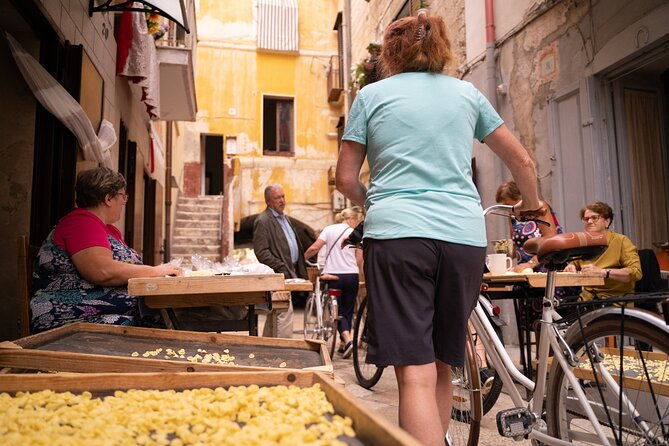 Bari Bike Tour With Pasta Experience - Traveler Feedback and Experiences
