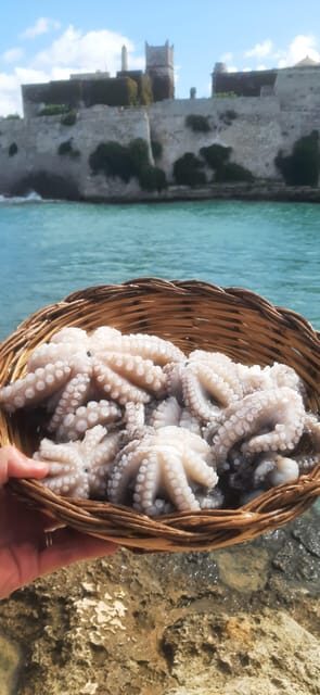 Bari: Fishing experience aboard an authentic fishing boat - Who should book this?
