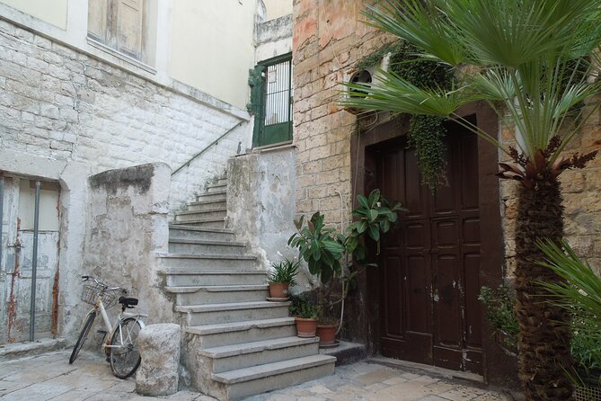 Bari Food and History Private Tour - Tiered Pricing - The Tour in Detail: What to Expect