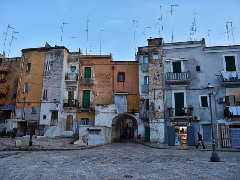 Bari: Norman-Swabian Castle Guided Tour - Authentic Insights from Recent Reviews