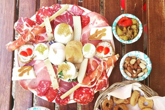 Bari Street Food Tour by Rickshaw - Cultural Insights With Knowledgeable Guides