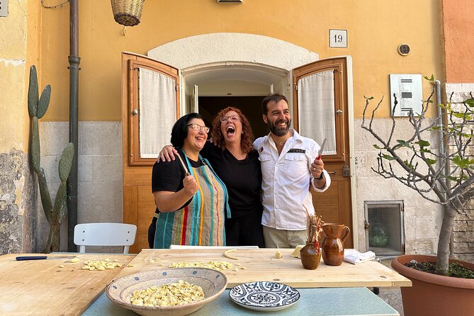 Bari Walking Tour with Pasta Experience - Discover Bari with a Walking Tour and Pasta Making