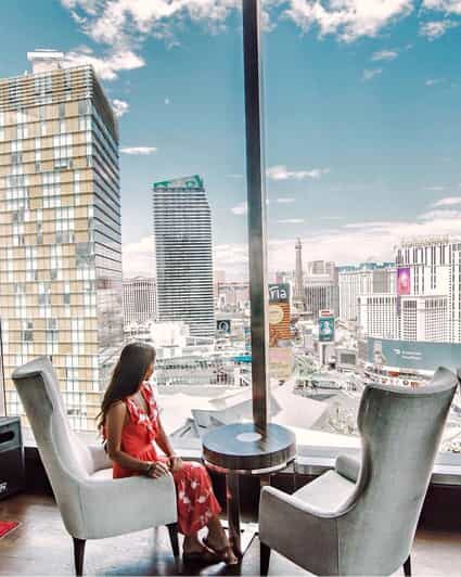 Bars Unknown: The Las Vegas Strip Bar Crawl - Key Points