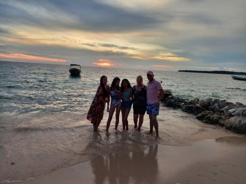 Barú: Sunset on the beach + bioluminescense plankton - Who Should Consider This Tour?