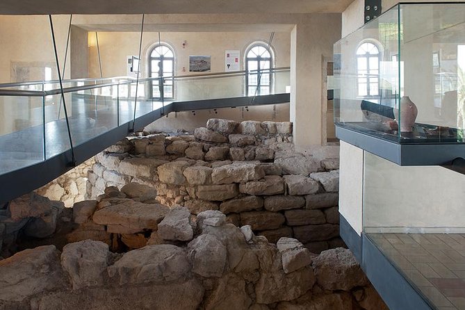 Barumini Su Nuraxi and Casa Zapata - Key Points