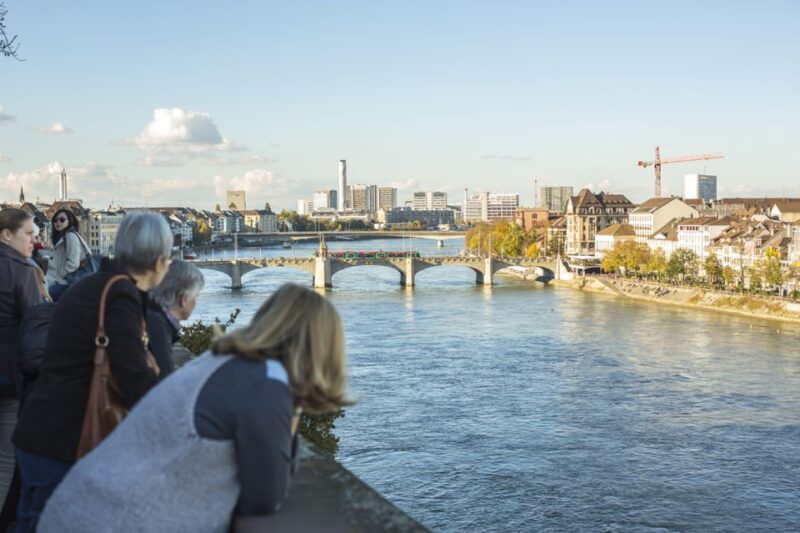 Basel: 1-Hour Group Walking Tour - Notable Landmarks