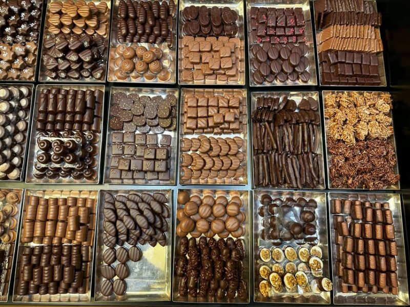 Basel: Cheese, Chocolate and Pastry Food Tour - Tasting Traditional Swiss Pastries