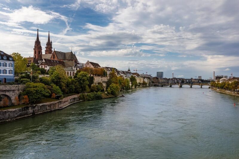 Basel Private Guided City Tour - Discovering Basel Minster