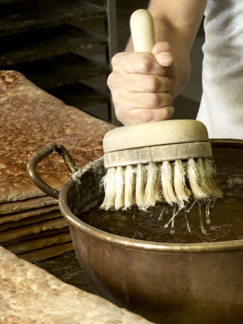 Basel: Tour of Jakob's Basler Leckerly Bakery - Historical Significance of the Bakery