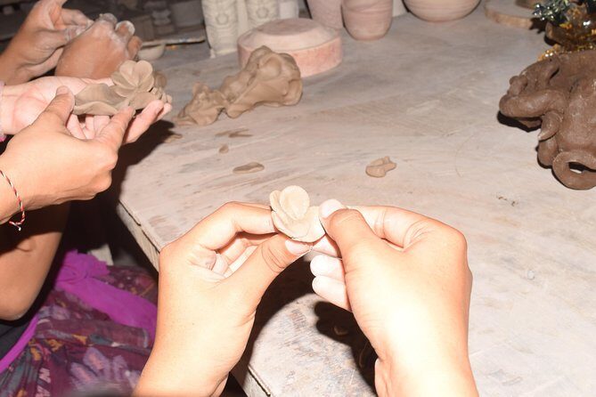 Basic Class and Hand Building Ceramic - From Clay to Ceramic