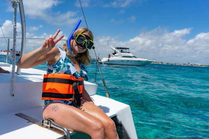 Basic Tour Isla Mujeres and Open bar - Detailed Itinerary Breakdown