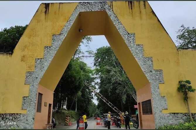 Basic Tour to Tikal Includes Transportation and Guide Service - Mayan Ruins at Tikal National Park
