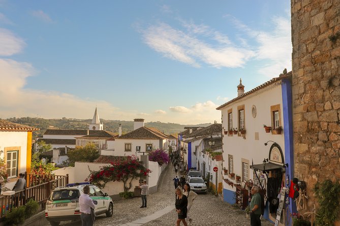 Batalha, Alcobaça, Nazaré and Óbidos - Private guided tour - FAQs