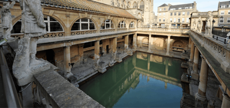 Bath : 2 Hour Historic Walking Tour With An App - Key Points
