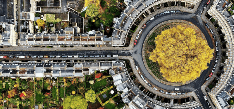 Bath: Bridgeton Walking Tour with an APP - The Experience: Balancing Pros and Cons