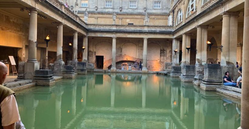 Bath: Guided City Walking Tour with Entry To The Roman Baths - Key Points