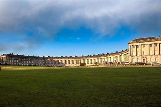 Bath: Guided Tour of Historic Sights & Pubs - Navigating the Citys Accessibility and Requirements