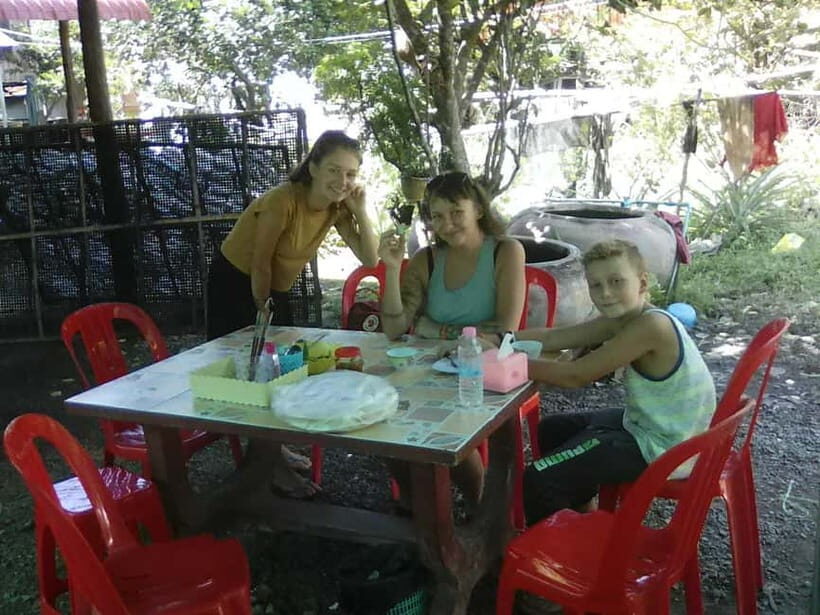 Battambang family tuktuk tour BambooTrain/Wat Banan/Bat cave - FAQs