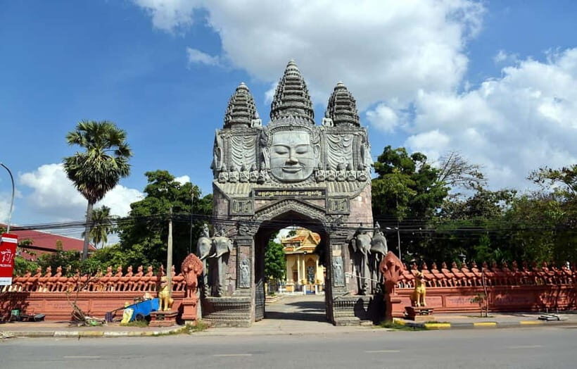 Battambang: Highlights & Hidden Gems on Walk Tour with Guide - Key Points