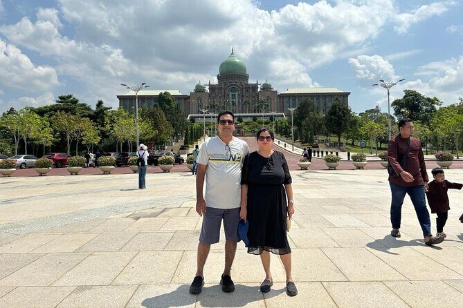 Batu Caves & Putrajaya City Tour - An In-Depth Look at the Batu Caves & Putrajaya Tour
