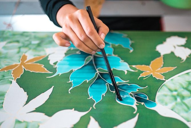 Batu Caves, Royal Selangor Pewter and Batik Factory Tour - Transportation and Comfort