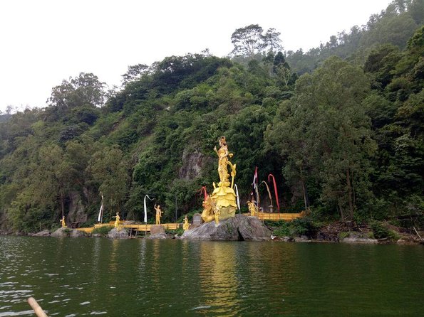 Batur Caldera Sunrise Trekking - Watching the Sunrise from the Top