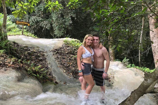 Bau Thong Waterfalls, Tea, and Wat Ban Den Private Tour - What Makes This Tour Special