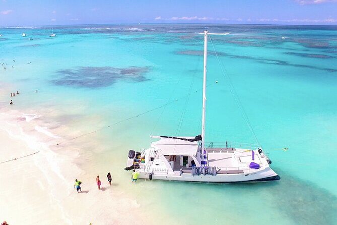Bavaro Catamaran: Sail, Snorkel & Party with Drinks and Snacks - A Complete Guide to the Bavaro Catamaran: Sail, Snorkel & Party with Drinks and Snacks