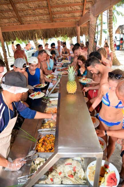 Bavaro: Saona Island Speedboat Tour with Open Bar - The Highlights That Make This Tour Stand Out