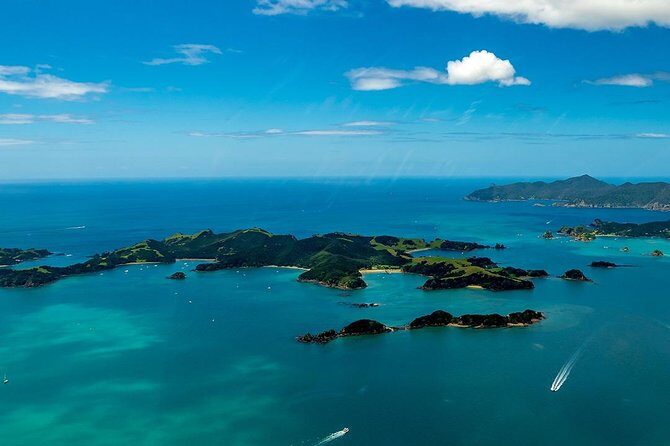 Bay of Islands 2-Day Small Group Tour & Cruise from Auckland - FAQ
