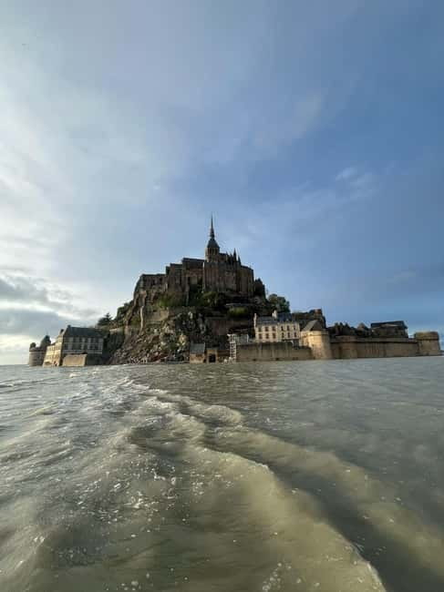 Bay of Mont Saint-Michel : Quicksands + See The Tide Coming - The Tour Breakdown: What You Can Expect
