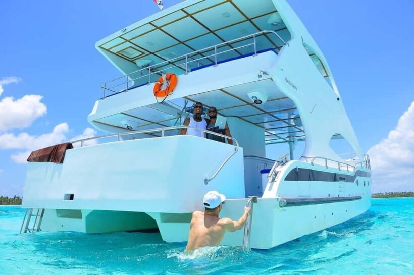 Bayahibe: Saona Island Catamaran Cruise with Natural Pool - Key Points