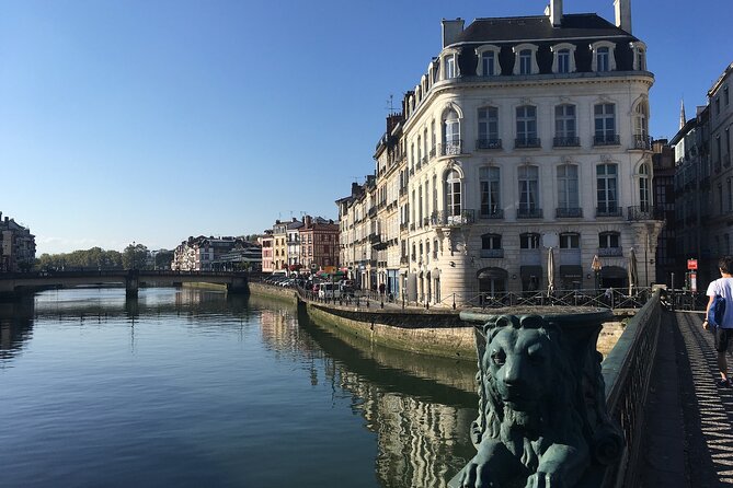 Bayonne Private Walking Tour With A Professional Guide - The Value of a Private, Customizable Tour